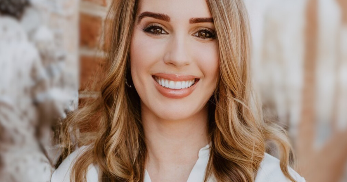 Danielle Lunsford | Intelica