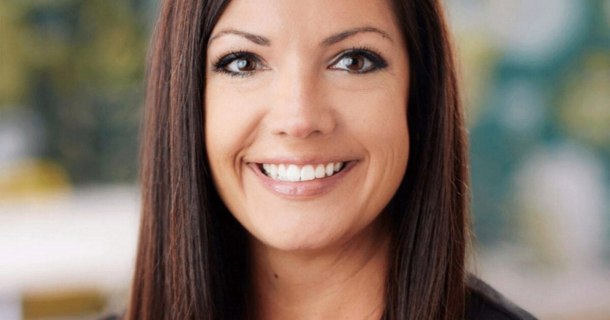 Stephanie Clark | Intelica